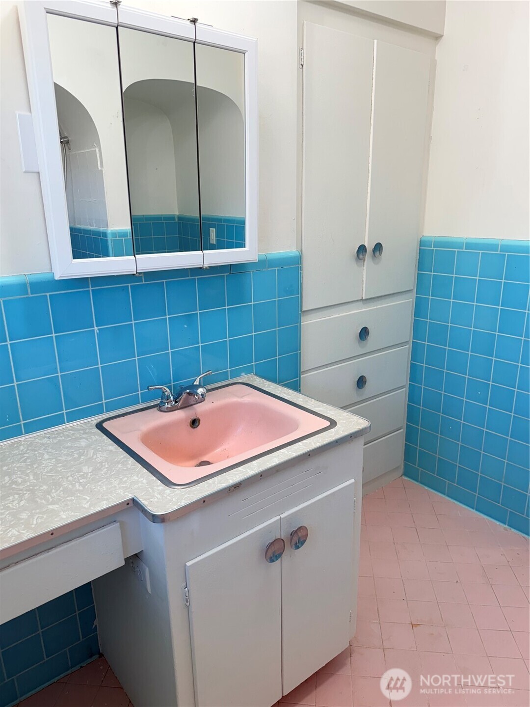 702 E 2nd Avenue Odessa | Windermere Professional Partners