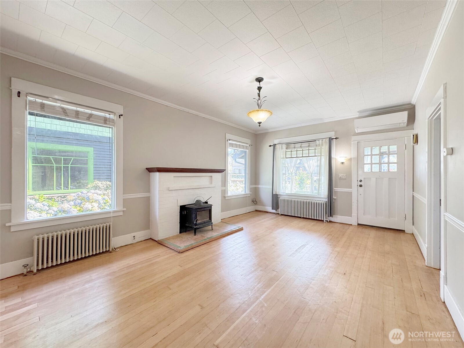 215 W Fifth Street Port Angeles | Windermere Professional Partners