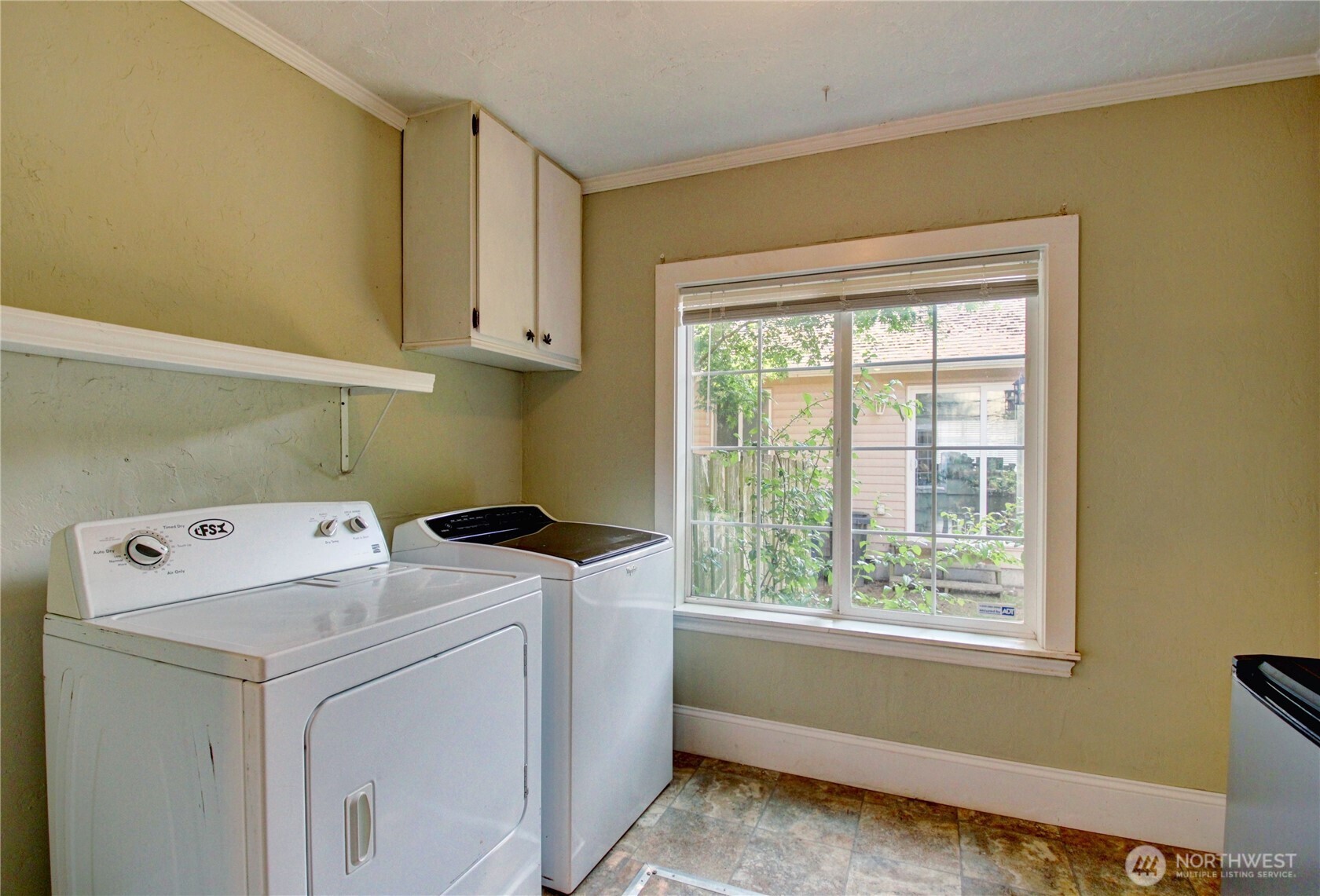 1700 S 6th Street Mount Vernon | Windermere Professional Partners