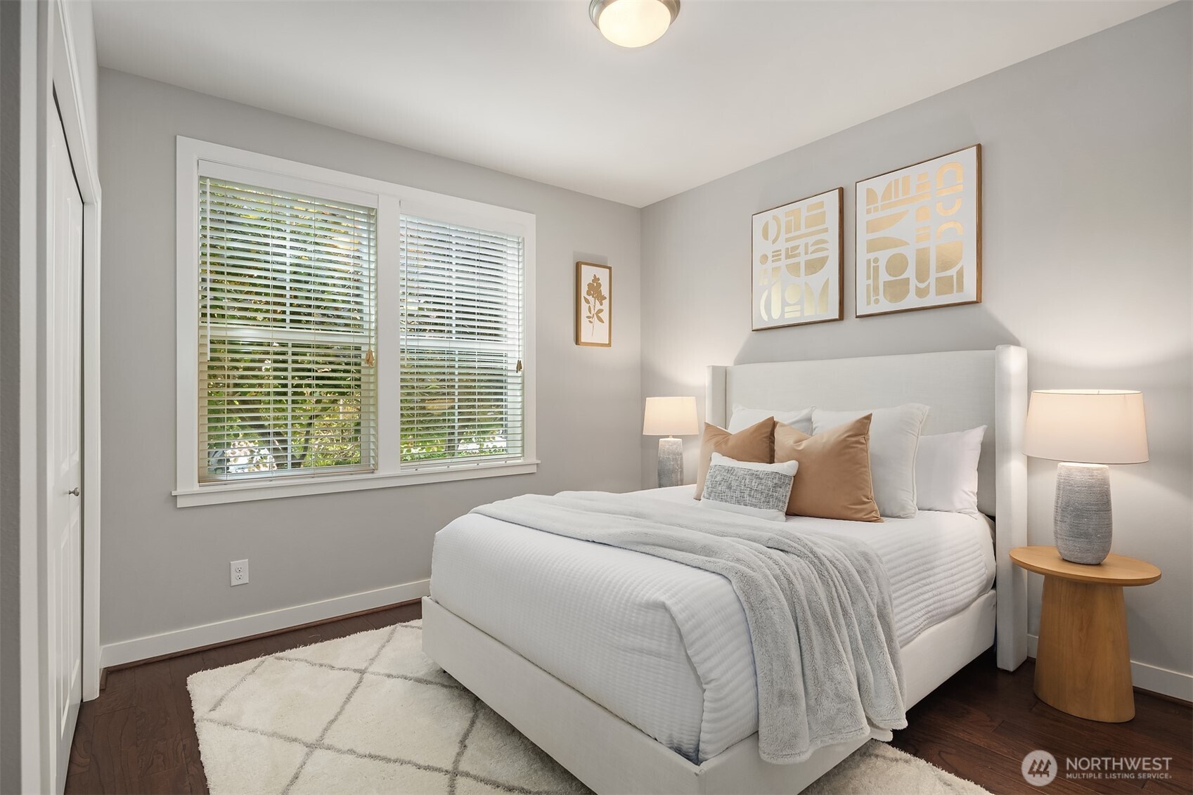 1136 Pine Crest Circle NE Issaquah | Windermere Professional Partners