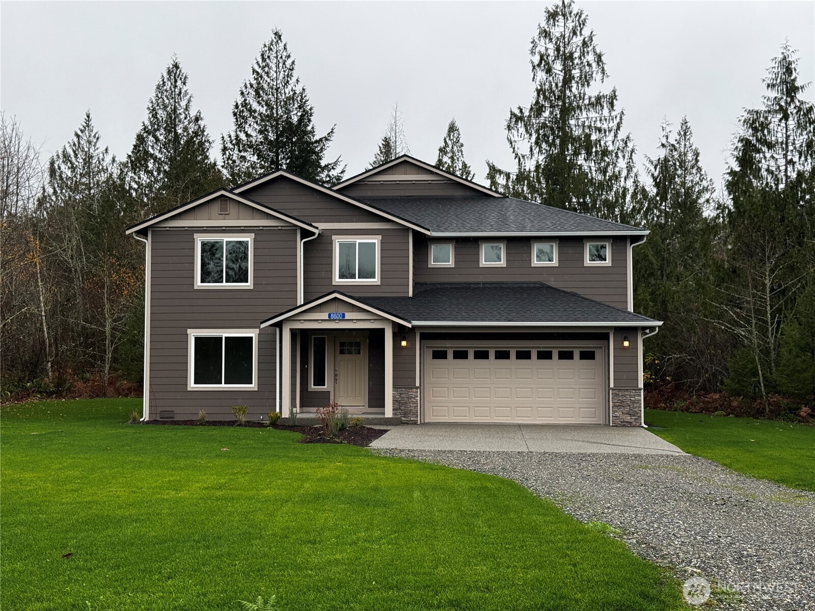 8600 Trillium Lane Concrete | Windermere Professional Partners