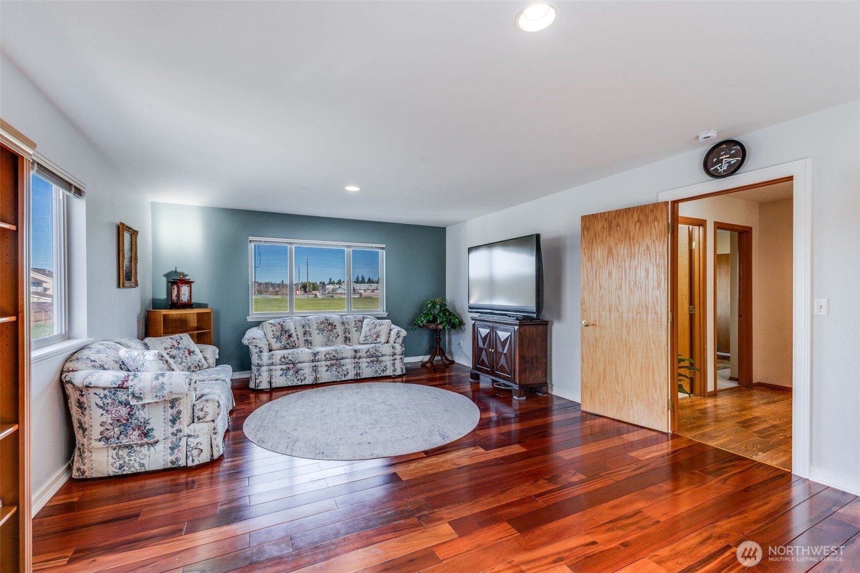 5103 80th Street SW Lakewood | Windermere Professional Partners